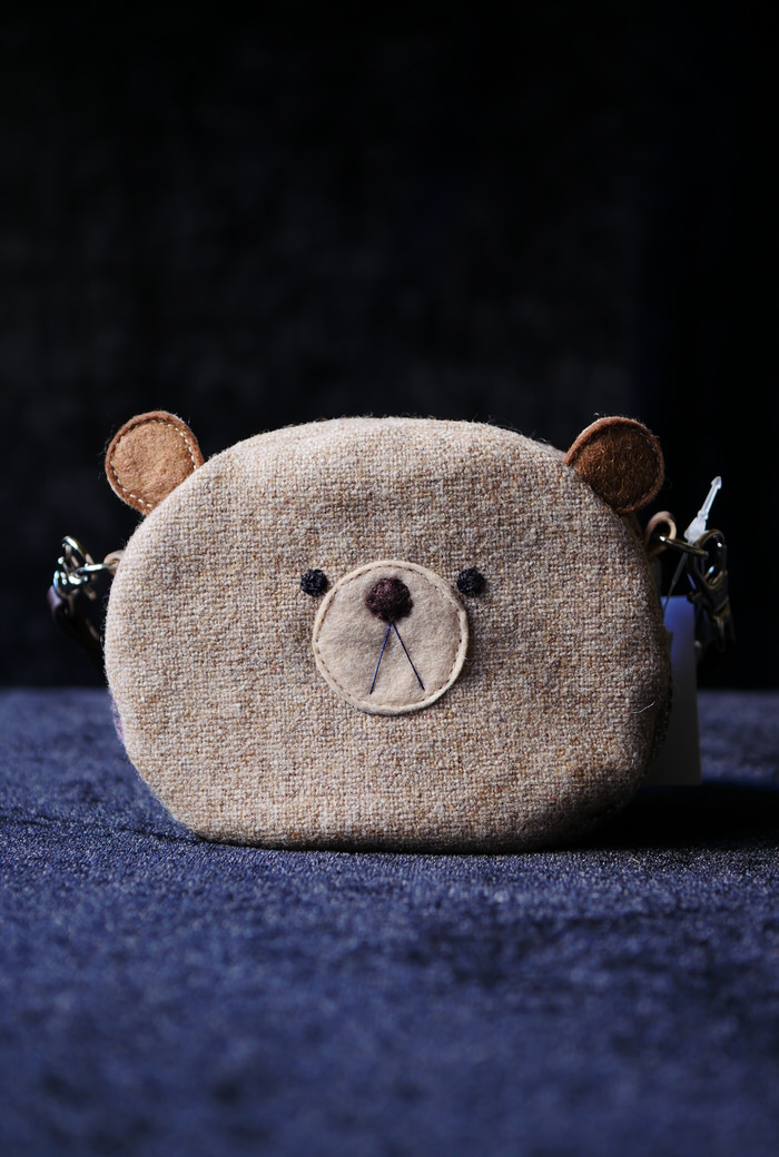 【新着作品】KUMA*YAさん くまポーチ＆ブローチのご紹介 - cafe&gallery LUPOPO blog